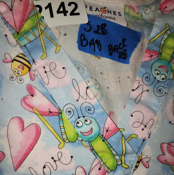 Peaches Uniforms | Tops | Peaches Heart And Bees Scrub Top | Poshmark